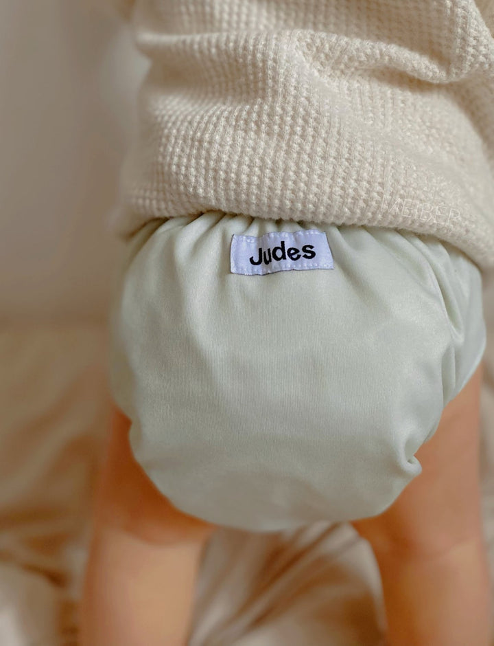 Double Diapering – How To Do It Easily and Why It's Essential - Judes ...